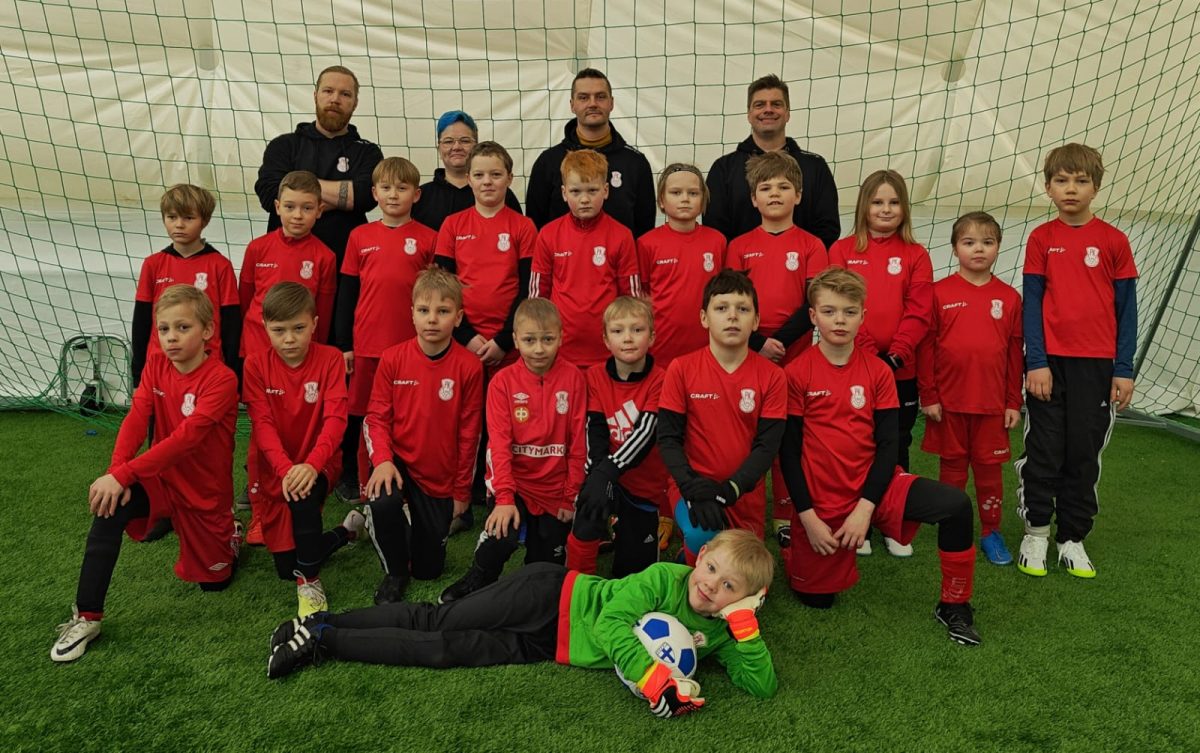 P10 (2015-2014) - Mikkelin Pallo-Kissat